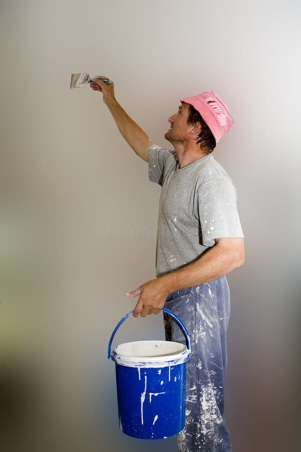 Maler durch die Arbeit stockfoto. Bild von putzlappen - 11774334