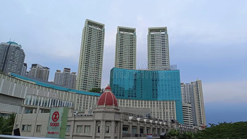 Mall building in jakarta imagen editorial. Imagen de edificio - 265822875