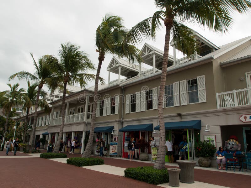 Mallory Square editorial stock image. Image of america - 283673249