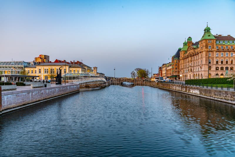 MALMO, SWEDEN, APRIL 24, 2019: Sunset View of Waterfront Alongside a ...