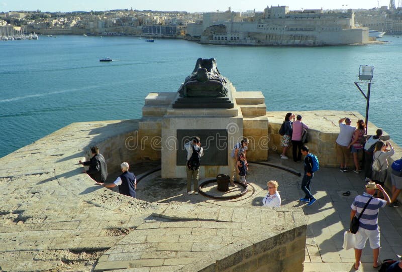 Malta, Valletta, Monument To the Unknown Soldier Editorial Stock Image ...