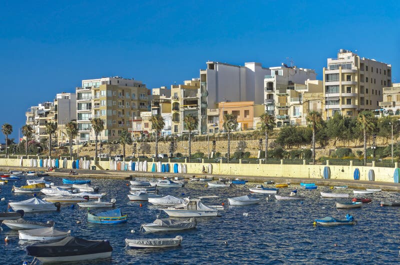 Promenade De Bugibba Et De Qawra, Malte Image éditorial - Image du zone ...