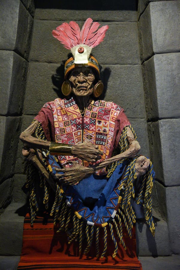 Mamã Peruana Inca Pachacutec Foto Editorial - Imagem de peruana, corpo ...