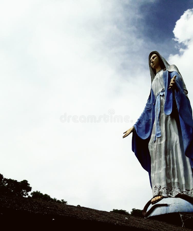 Maman Mary photo éditorial. Image du catholique, religion - 92940706