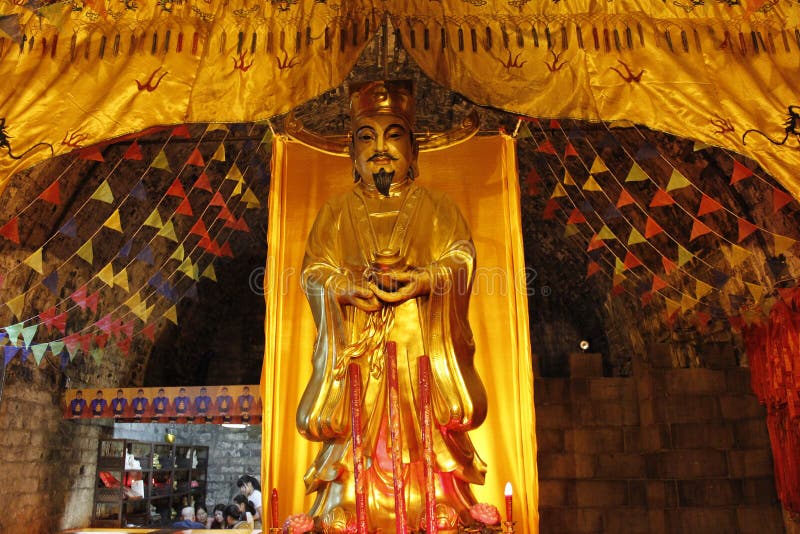 The mammon editorial photo. Image of weathy, zhonghua - 32029721