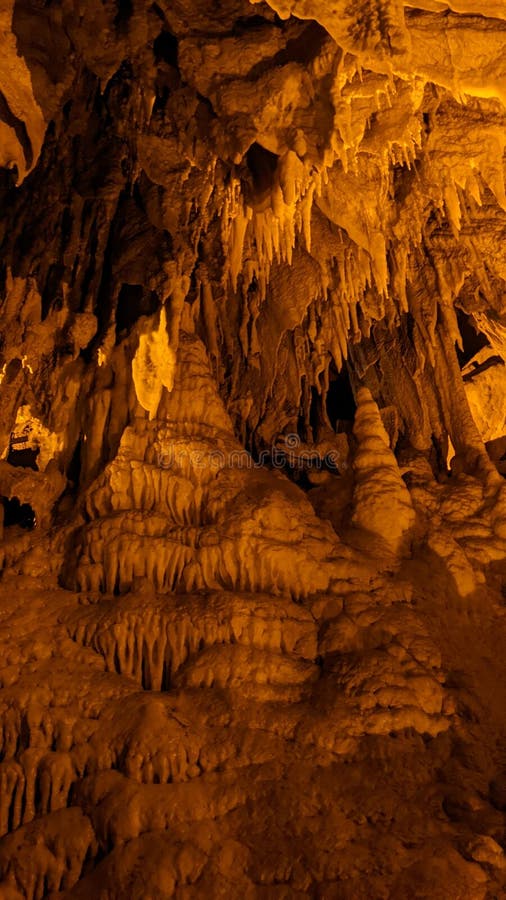 Mammoth cave stalactite stock photo. Image of stalactite - 349364628