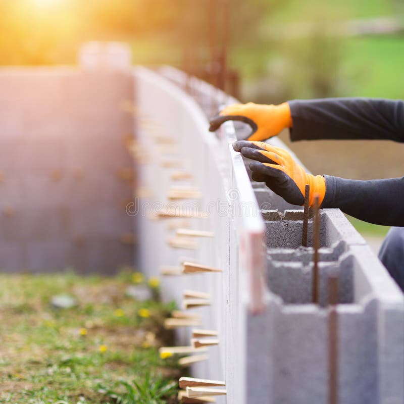 Man building a house stock image. Image of tool, sunlight - 55148211