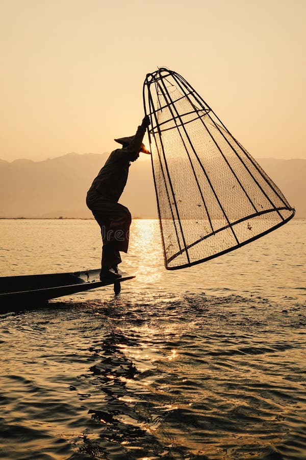 Man Catching Fish on Inle Lake Shan State Editorial Stock Photo - Image ...
