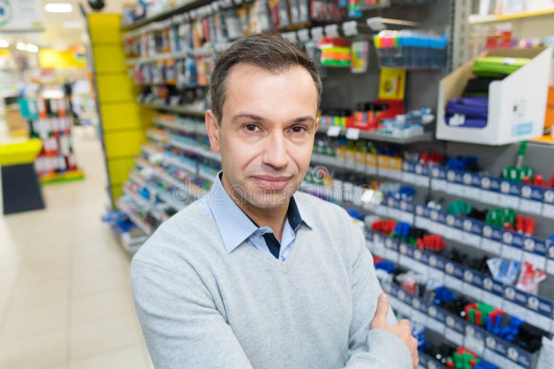 Man Customer in Hardware Store Stock Image - Image of hand, male: 301301163