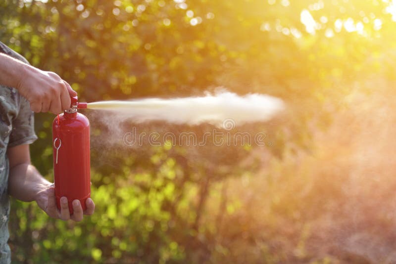 How To Use Powder Fire Extinguisher Stock Photos - Free & Royalty-Free ...