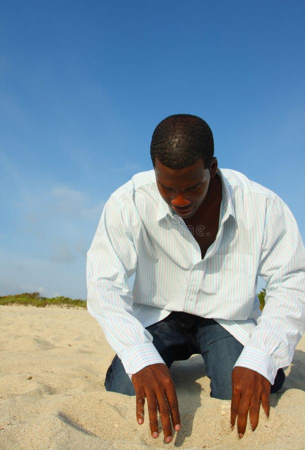 8+ Black digging man Free Stock Photos - StockFreeImages