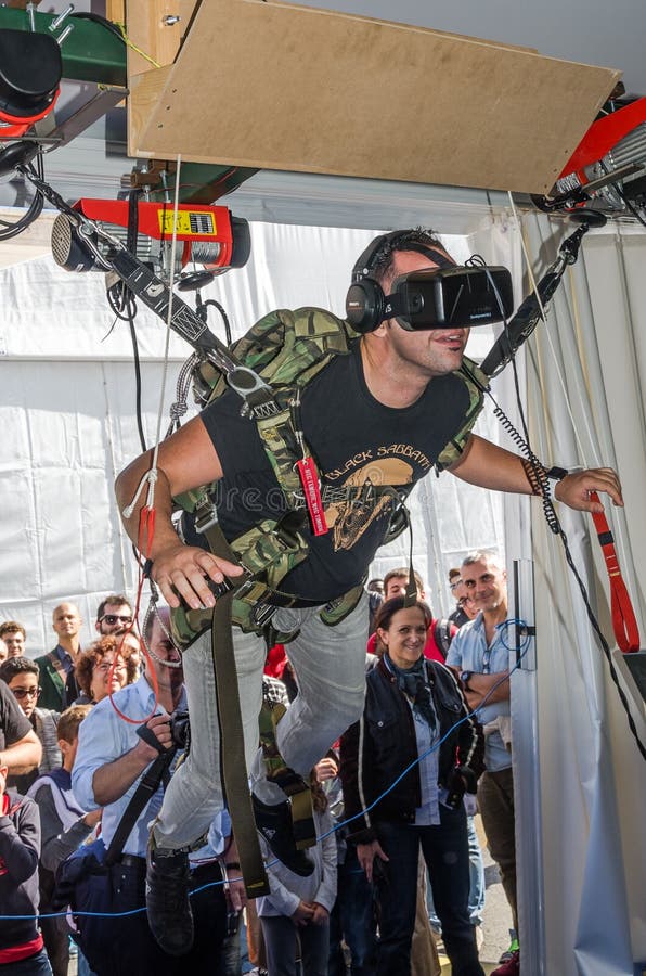 Man Experimenter Feels the Installation Simulator Skydiving Glasses ...