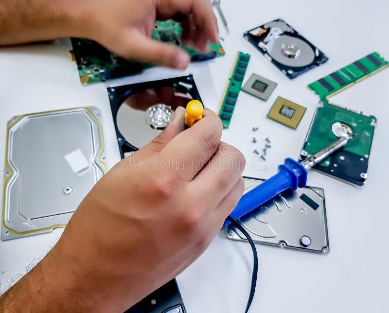 Fixing Electronics PCB Board in Service / Workbench with Electronics ...