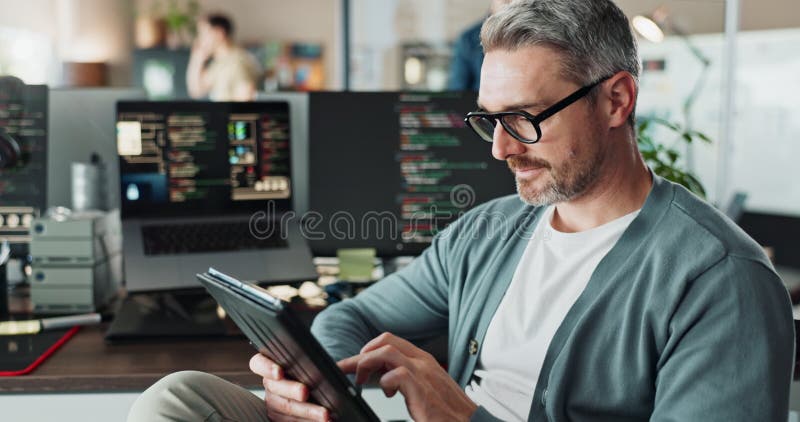 Man, Glasses and Thinking with Tablet for Programming, Research and Problem Solving in Office ...