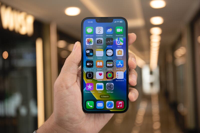 Man Hand Holding IPhone 14 with Home Screen IOS 16 Editorial Stock ...