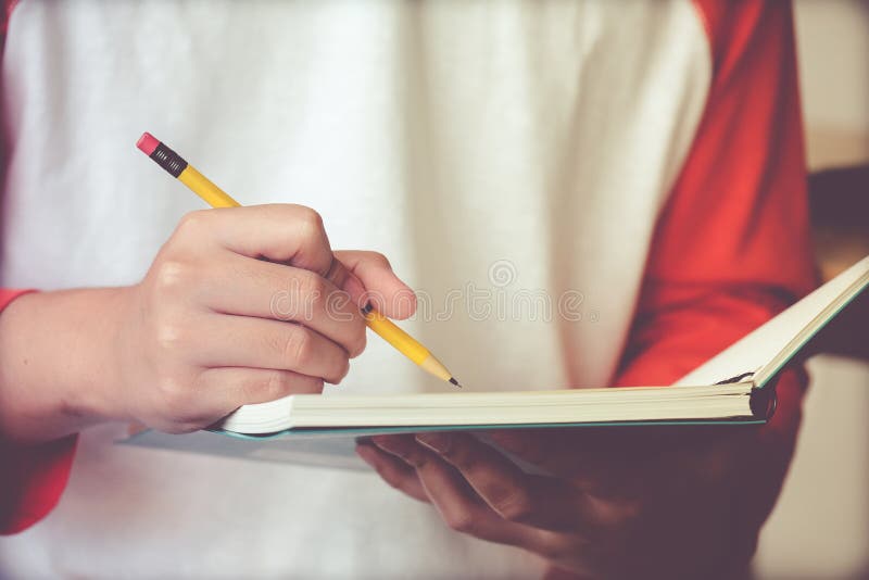 Man Hand Writing Target Word on Sticky Note at Office, Business ...