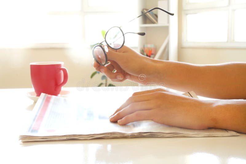 Man Hands Reading Newspaper Stock Image - Image of desk, finance: 102359433