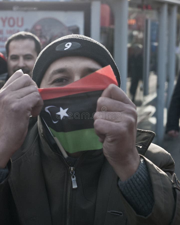 Man with Libyan flag 2 editorial photography. Image of flag - 20169342