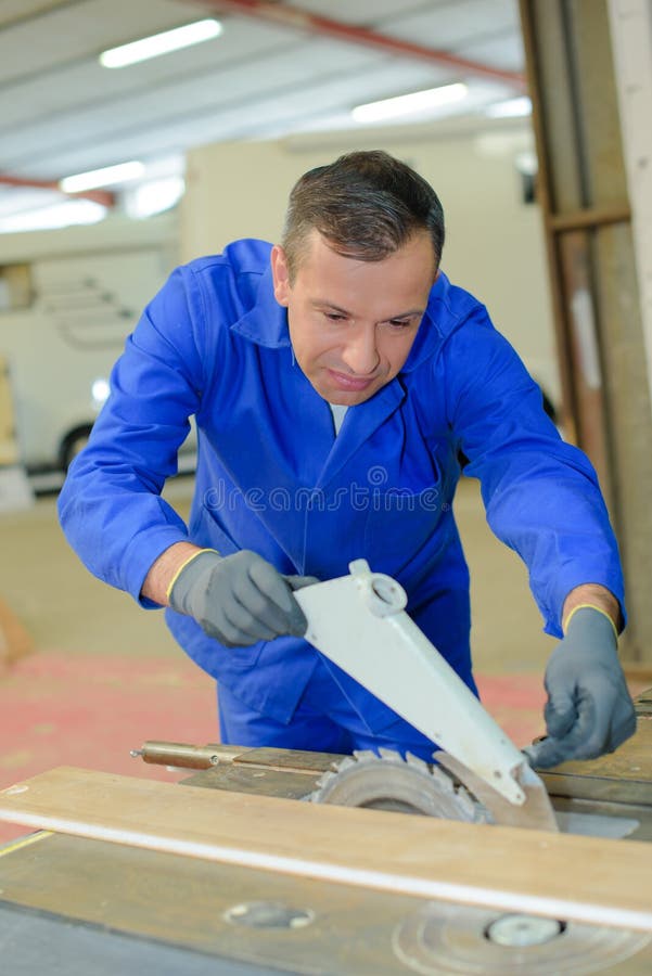 Man Lifting Guard Bench Saw Stock Image - Image of toothed, blade: 89276507