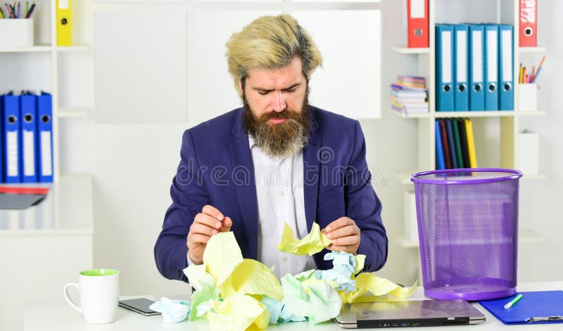 Man Look for Lost Document. Office Worker Digging Garbage. Recover ...