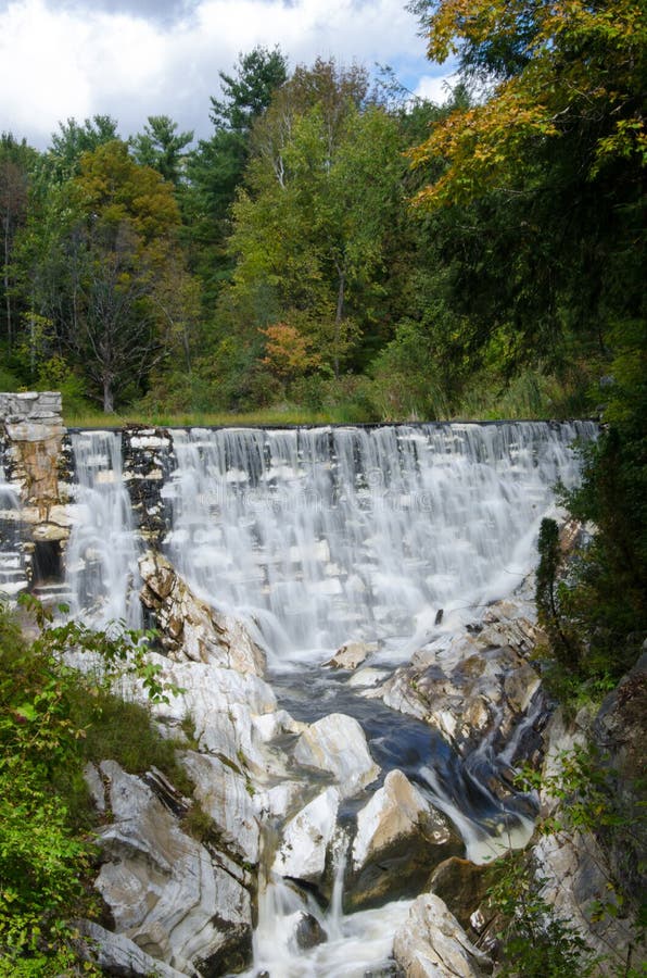 Stone Damn stock image. Image of waterfall, water, overflowing - 30006471
