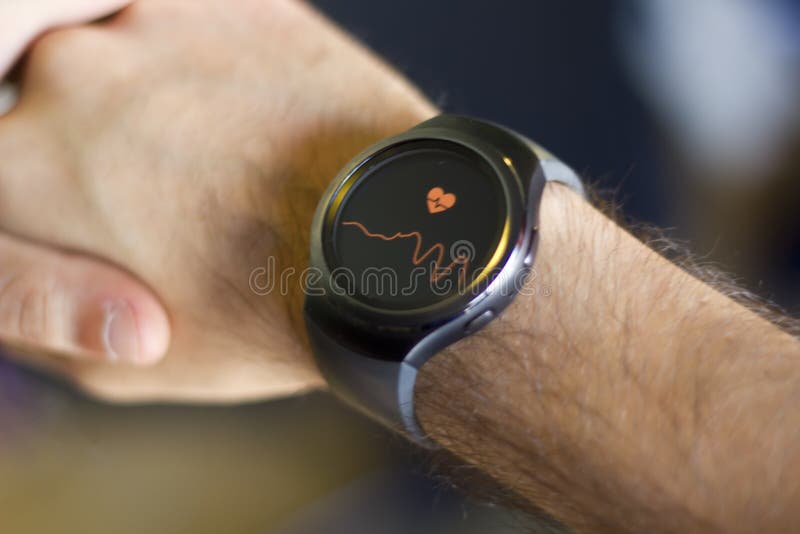 218 Measuring Heart Rate Smartwatch Stock Photos - Free & Royalty-Free ...