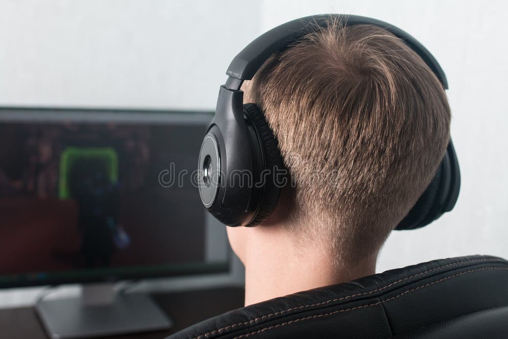 Man Playing a Computer Games Stock Image - Image of holding, gamer ...