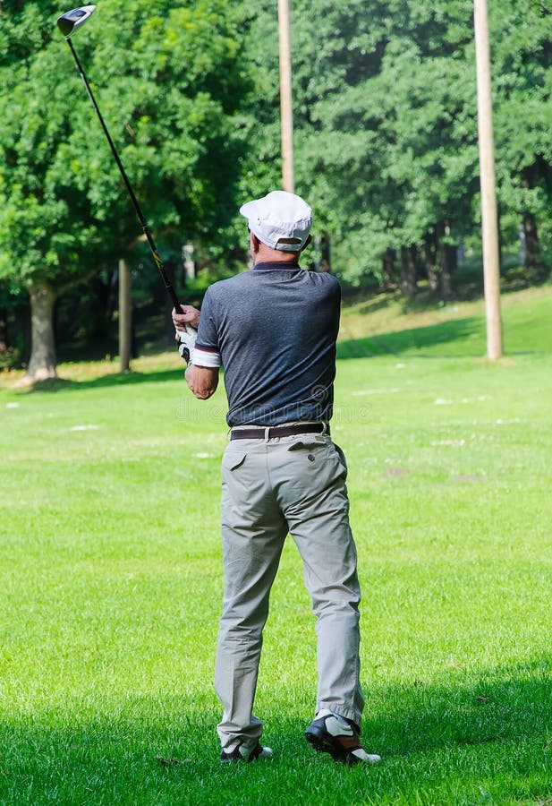 Man playing golf stock image. Image of play, golf, hobby - 32318087