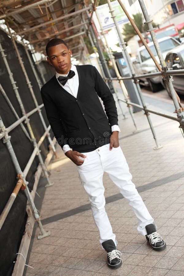 102 Guy Scaffolding Scaffolding Stock Photos - Free & Royalty-Free ...