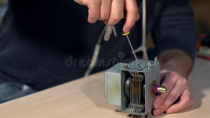 Repairing Broken Semi Truck Tractor Engine. Indian Trucks Mechanic ...