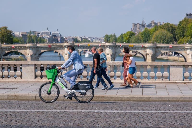 Man Riding Bicycle Pont Au Change Stock Photos - Free & Royalty-Free ...