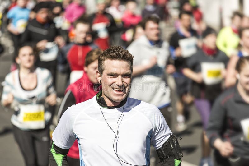 Athlete running runway stock image. Image of runway, arrow - 32311231