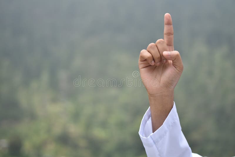 A Man`s Hand with a Tauhid Symbol 库存图片 - 图片 包括有 犰狳, 聚会所: 166343331