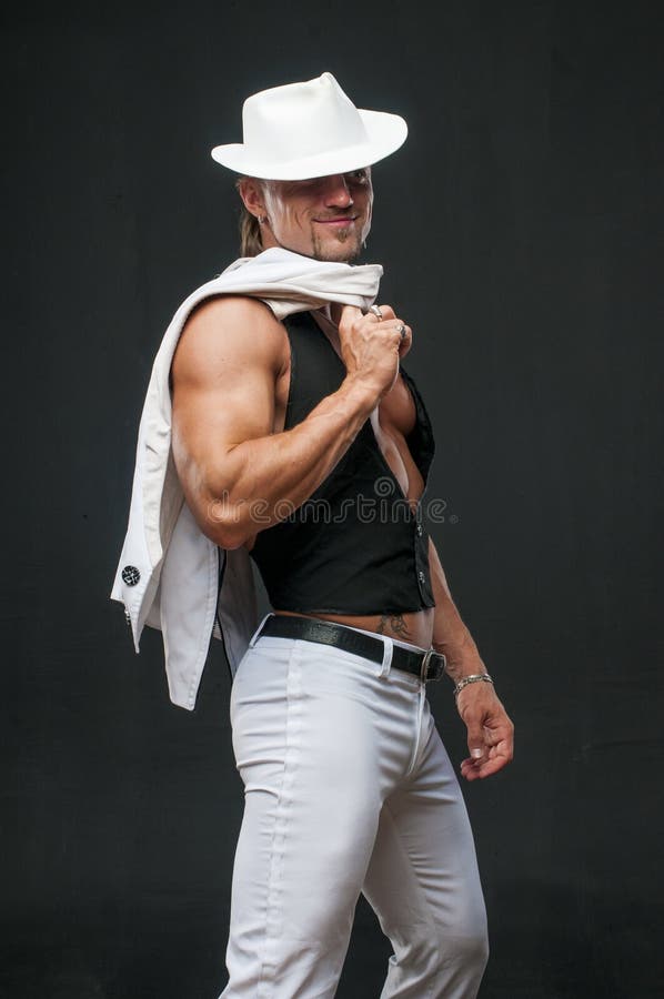 Man in kilt stock image. Image of fitness, exercising - 32285789