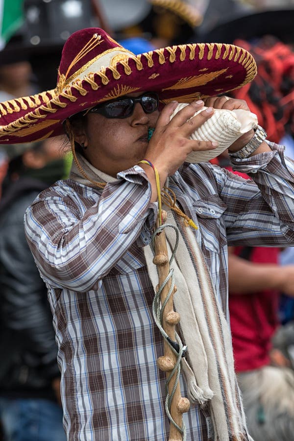 Man Using Conch Shell for Trumpet Editorial Photography - Image of ...