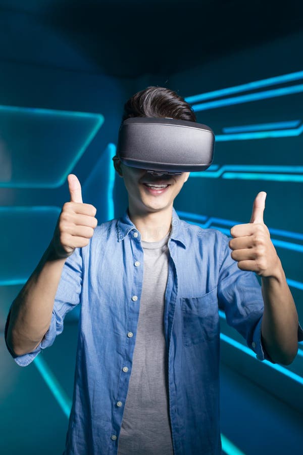 Man wear vr stock photo. Image of movie, reality, technology - 95275178