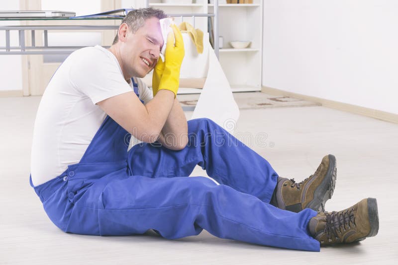 Accident at work stock image. Image of industrial, pain - 189198701