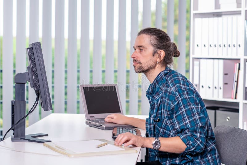 Business Man with Ventilator at His Desk in Summerly Hot Office Stock ...