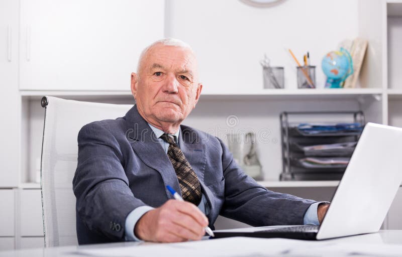 Man working productively stock image. Image of calculation - 89103097