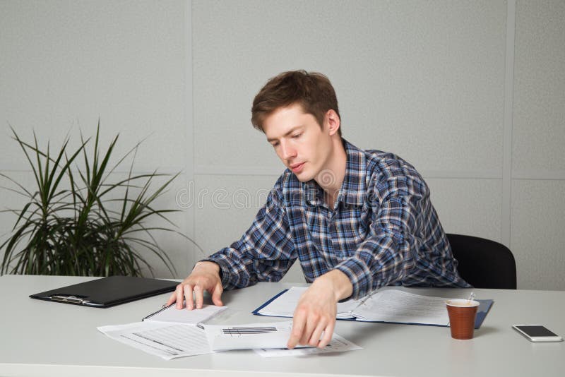 117 Sorting Work Desk Photos - Free & Royalty-Free Stock Photos from ...