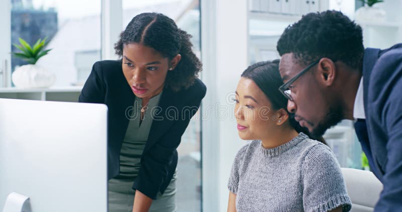 Manager Coaching Team Working on Digital Computer, Corporate Office ...