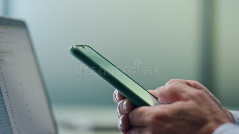 Manager Fingers Texting Message on Smartphone at Office. Closeup Man ...