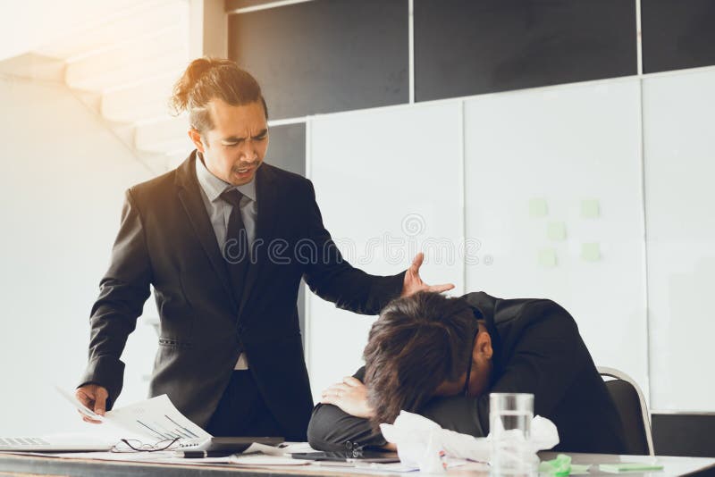 Manager Shouting To Employee while Mistake Working. Stock Photo - Image ...
