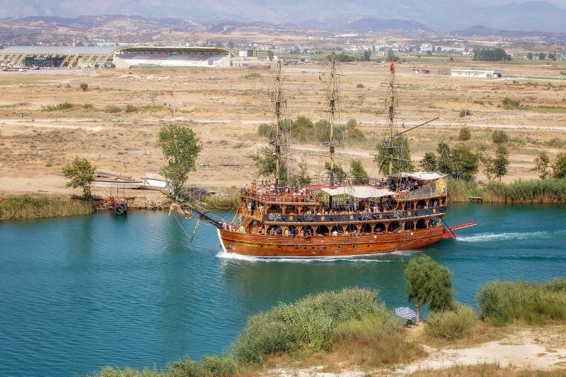 Manavgat River Side Turkey Pirate Ship Journey Editorial Photography ...