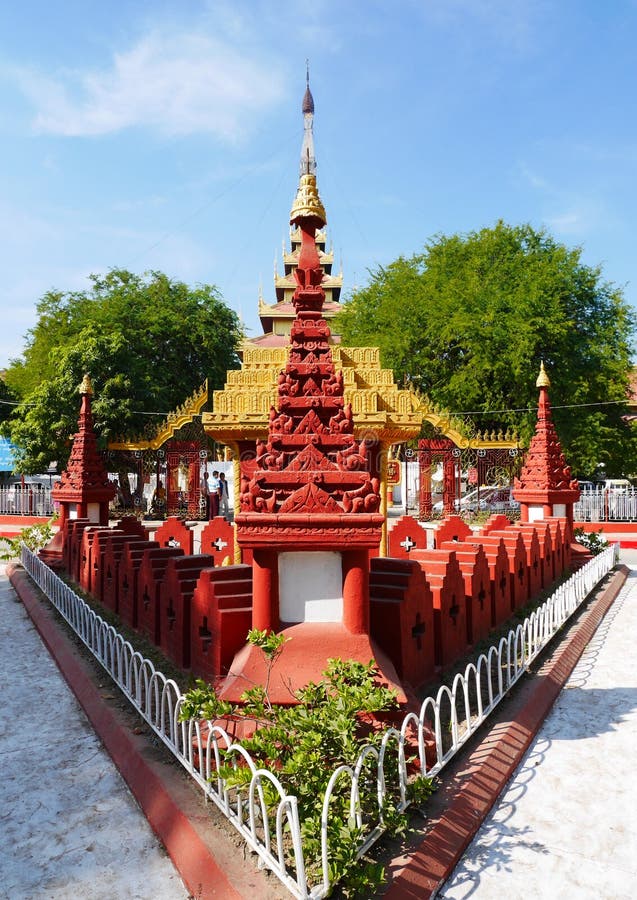 Mandalay Palace on a Sunny Day Stock Photo - Image of royal, clear ...