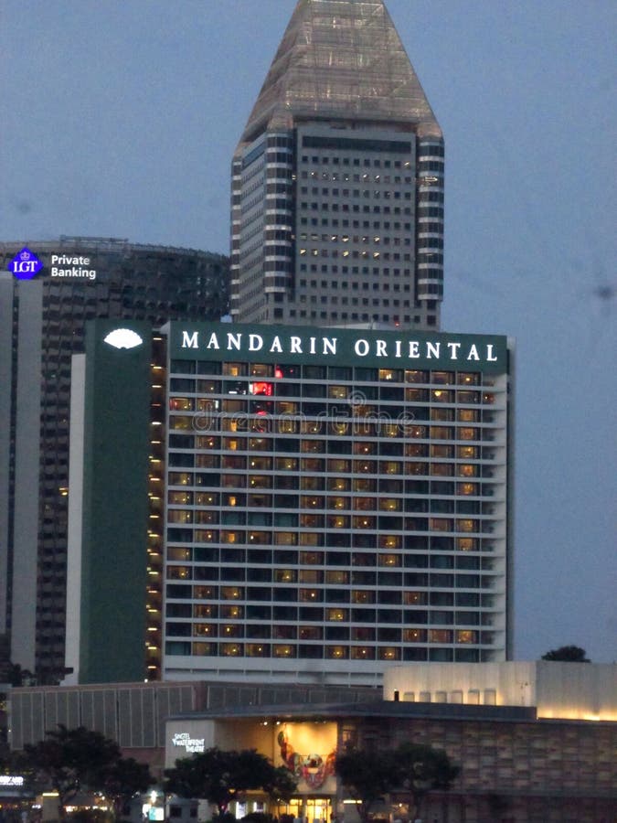 Mandarin Oriental Hotel in Singapore Editorial Image - Image of hotel ...