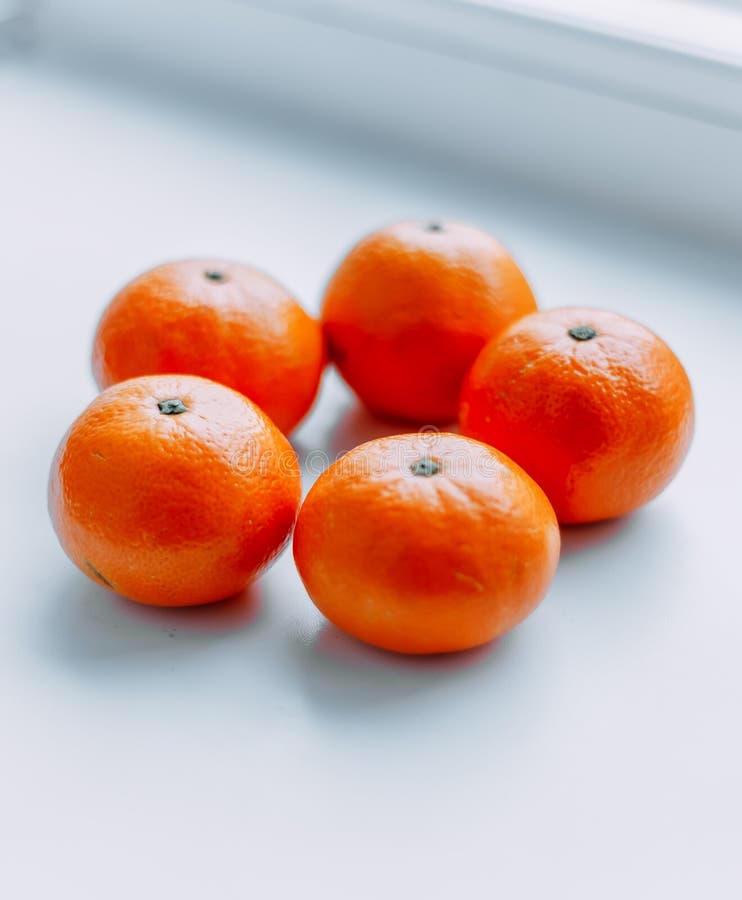 Mandarins Lying Round Shape Stock Photo - Image of fruit, orange: 114827656