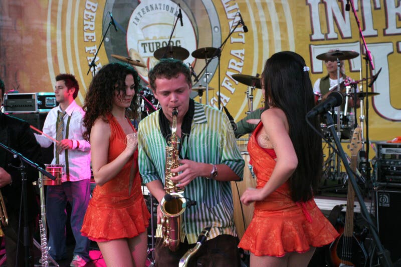 Mandinga band editorial photo. Image of salsa, mandinga - 22855471