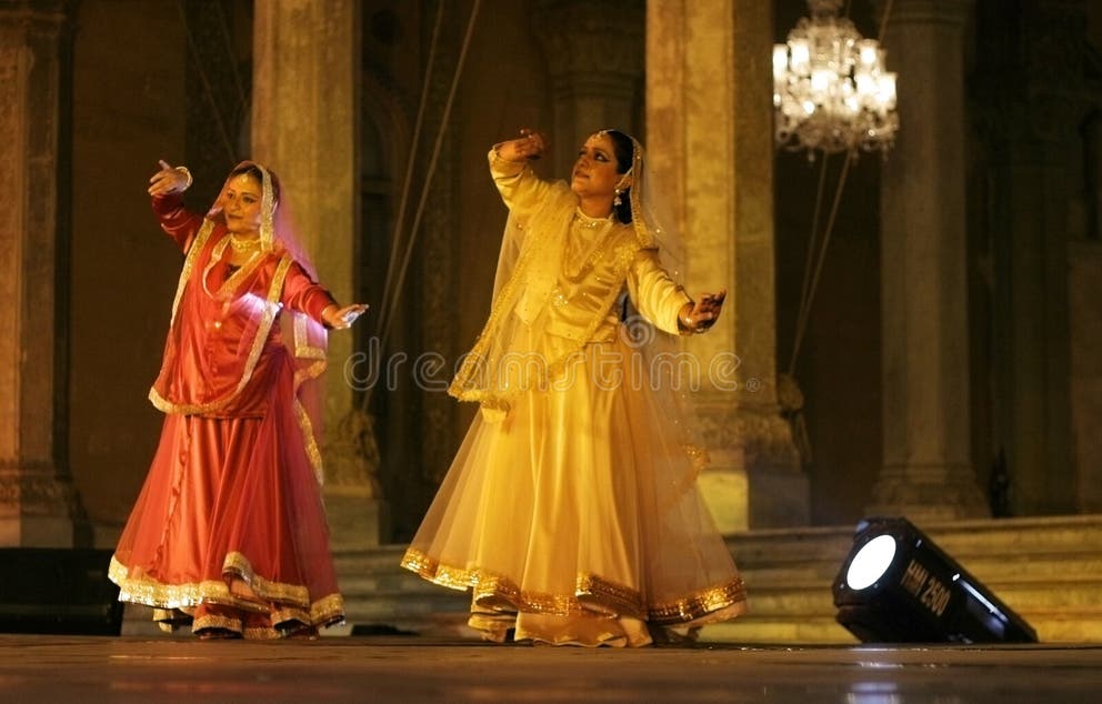 Mangala Bhatt and Deepti Gupta Perform Kathak Editorial Stock Photo ...