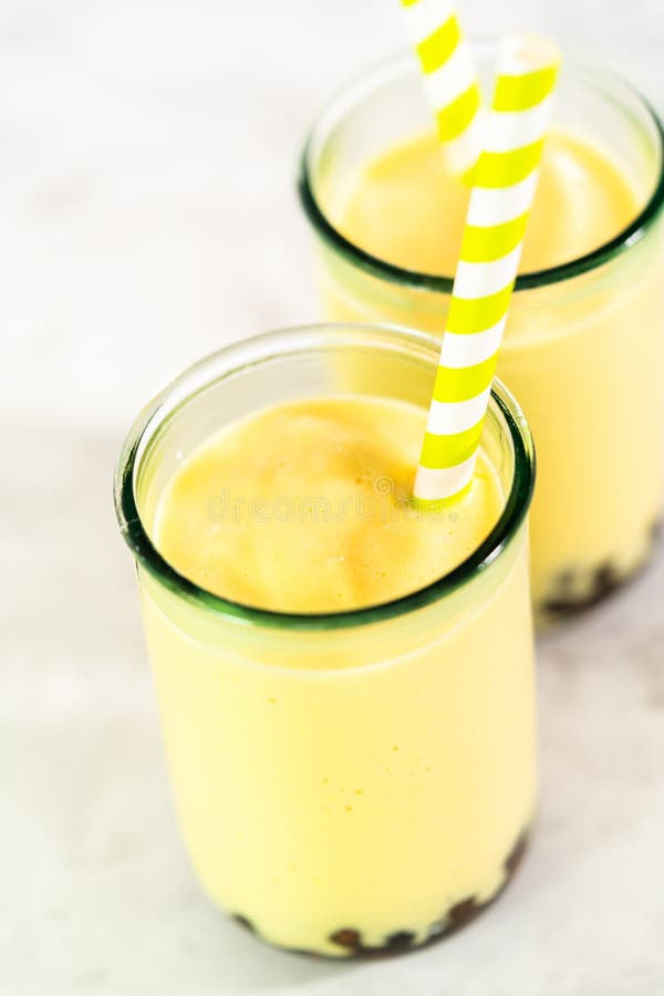 Mango boba smoothie stock image. Image of preparing - 264409879